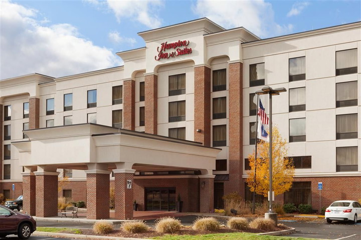 Hampton Inn & Suites Hartford/east Hartford - West Hartford, CT