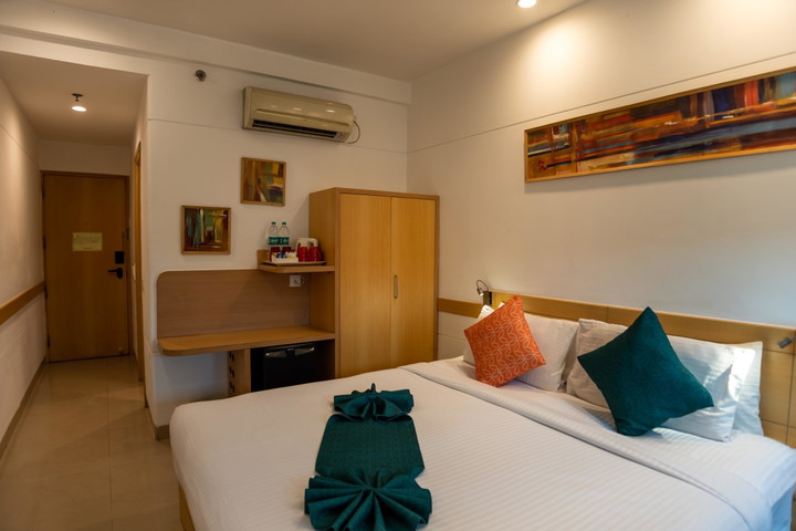 Mango Grove Hotel - Chandigarh