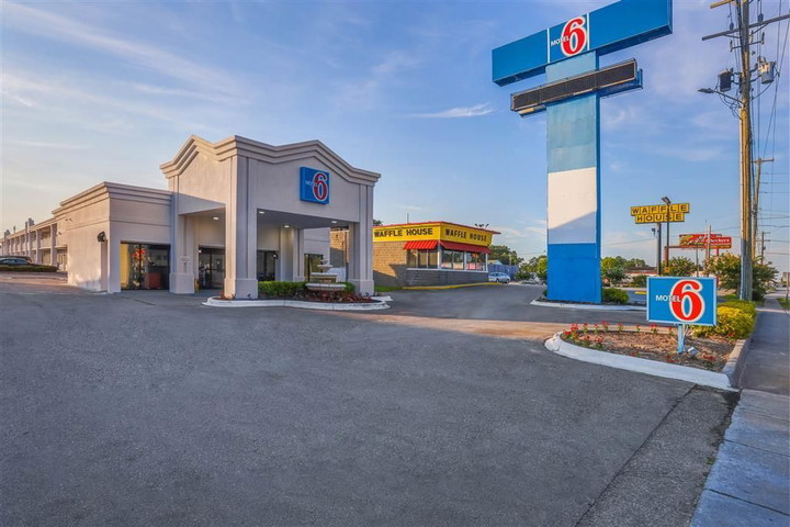 Motel 6 Jacksonville Nc - Jacksonville, NC