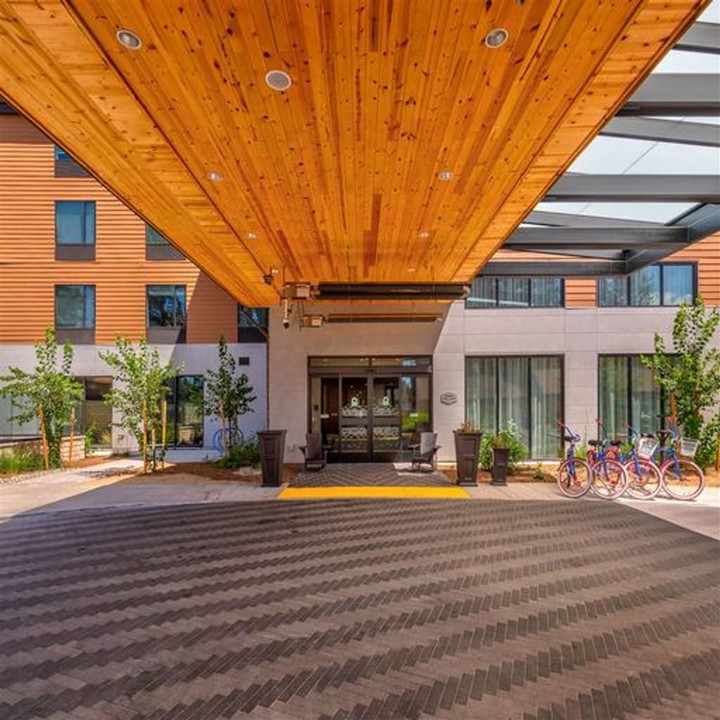 Hampton Inn And Suites By Hilton South Lake Tahoe - South Lake Tahoe, CA