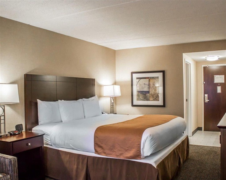 Garner Hotel Wadsworth By Ihg - Medina, OH