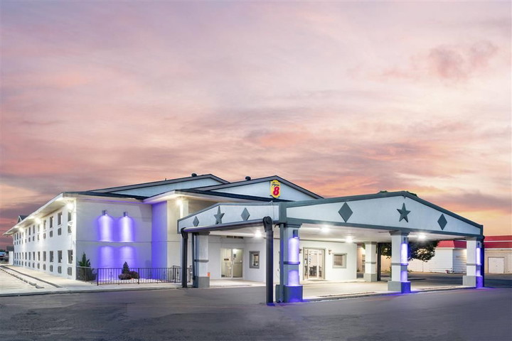 Super 8 By Wyndham Amarillo Central Tx - 阿馬裡洛