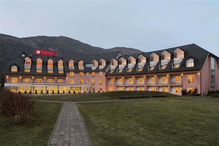 Ramada Hotel & Suites By Wyndham Kranjska Gora - Kranjska Gora