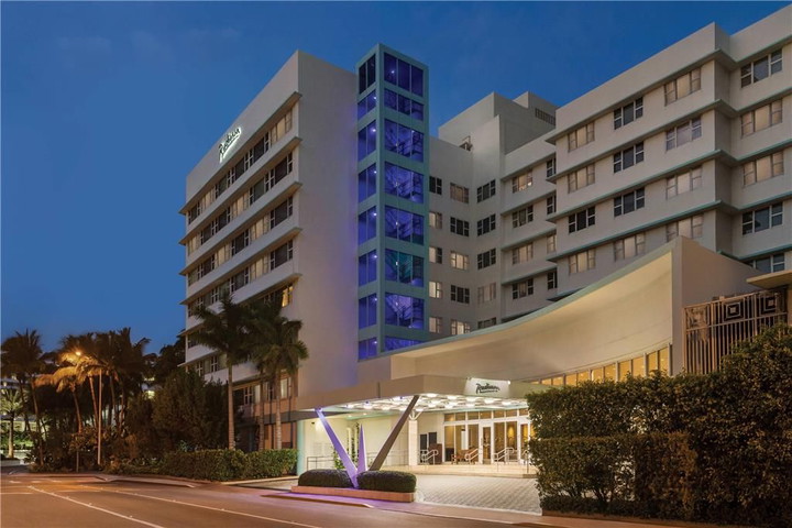 Radisson Resort Miami Beach - Surfside, FL