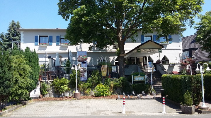 Hotel Molitor - Oberursel