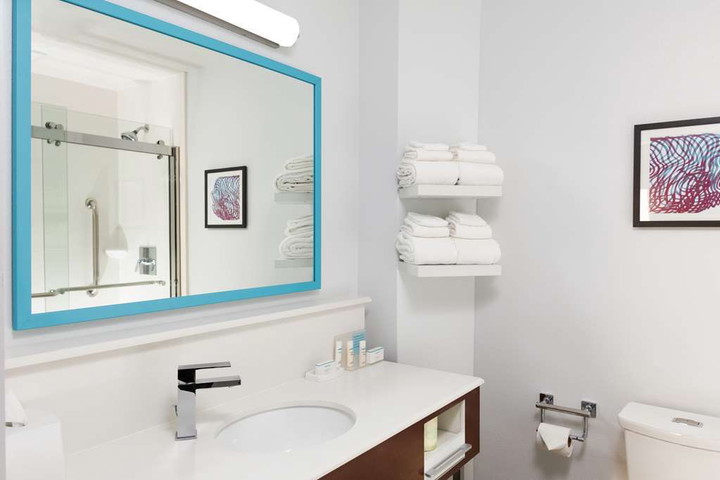 Hampton Inn Concord/bow - Concord, NH