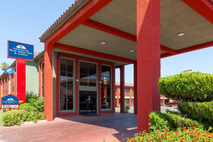 Americas Best Value Inn & Suites Bakersfield Central - Bakersfield