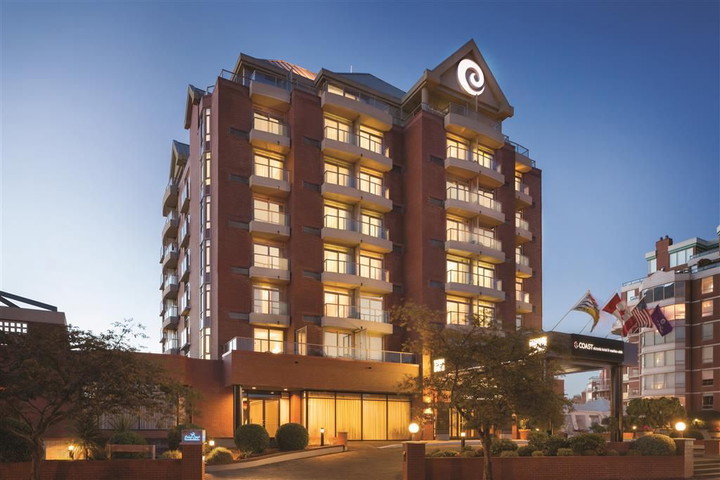 Coast Victoria Hotel And Marina By Apa - Victoria, Canada