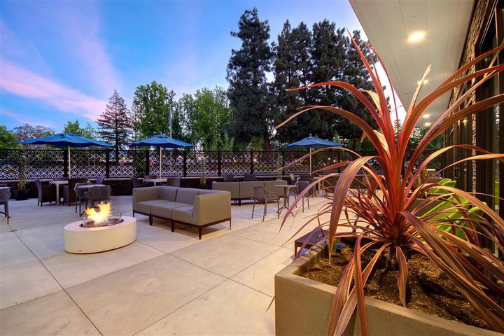 Hampton Inn & Suites Sunnyvale Silicon Valley - Mountain View, CA