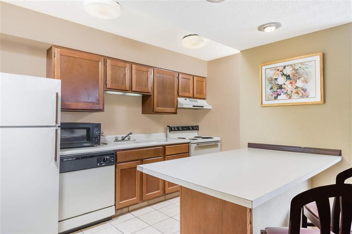 Hawthorn Extended Stay By Wyndham Columbus North - Columbus, OH