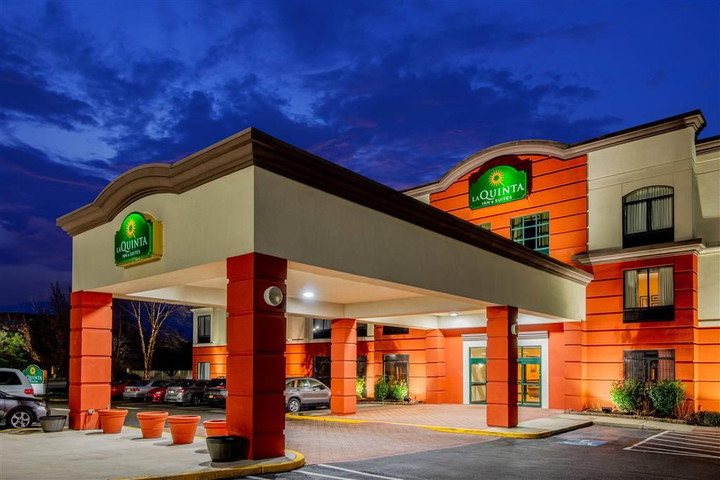 La Quinta Inn & Suites By Wyndham Mt. Laurel - Philadelphia - Cherry Hill, NJ
