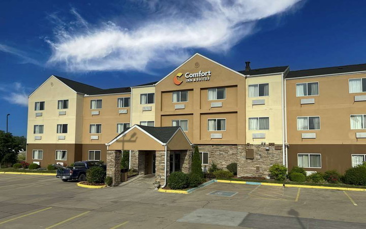 Comfort Inn And Suites Coralville-iowa City Nr Iowa River Landing - Iowa City