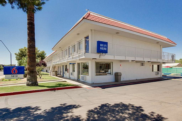 Motel 6 Scottsdale South - 피닉스