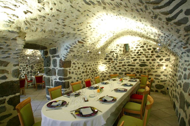 Hotel Du Midi - Cantal