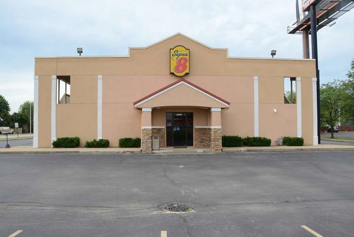Super 8 By Wyndham Lafayette / Purdue Area - West Lafayette, IN