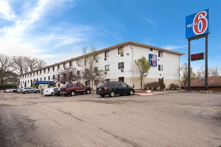 Motel 6 St Paul I-94 - Saint Paul, MN