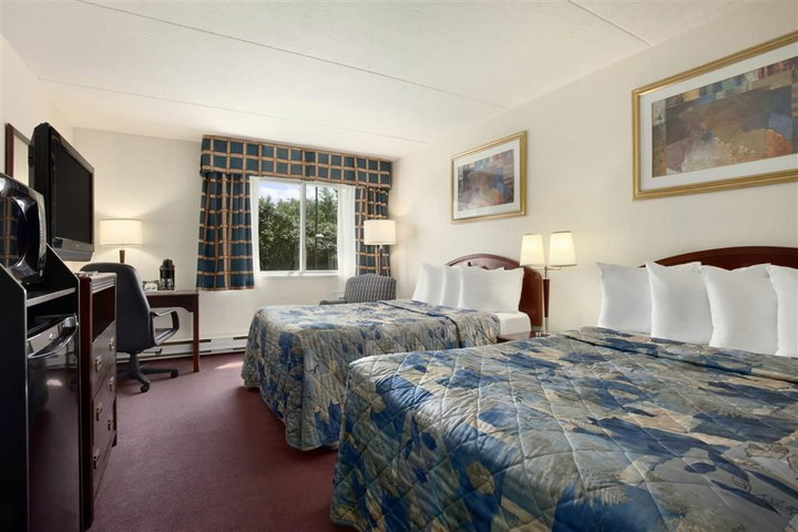 Travelodge By Wyndham Ottawa East - Ottawa