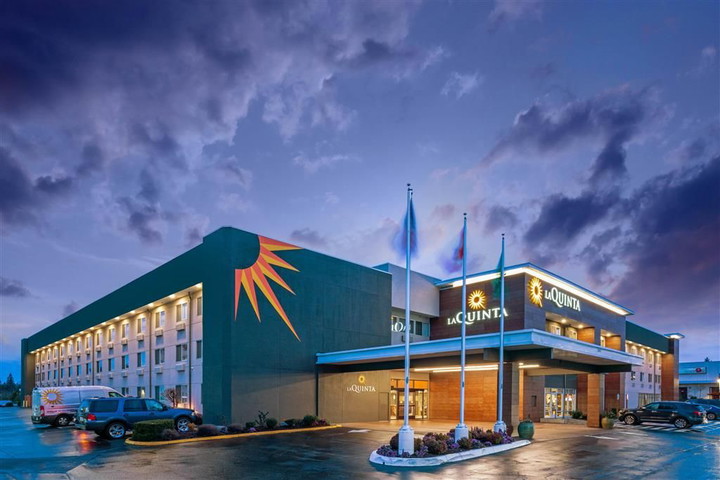 La Quinta Inn & Suites By Wyndham Seattle Federal Way - Federal Way, WA