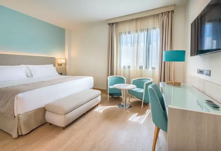 Hotel Occidental Sevilla Viapol - Sevilla