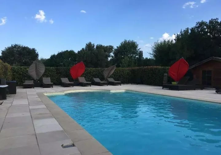 Hôtel Logis Hôtel & Spa Déjeunez Sous L Arbre - Rousset