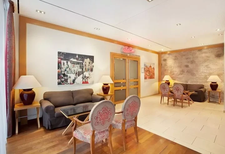 Hotel Holiday Inn Nürnberg City Centre By Ihg - Nürnberg