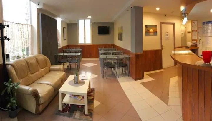 Hôtel Des Bains à 10 Min De Paris - Maisons-Alfort