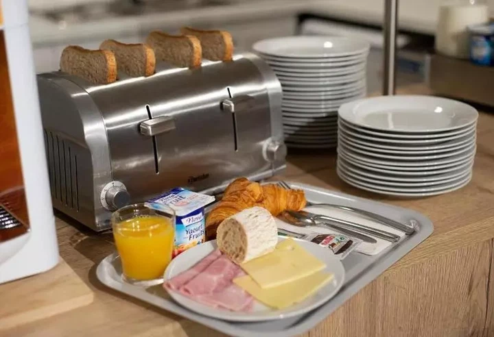Hôtel Kyriad Direct Clermont Ferrand Nord Gerzat - Gerzat