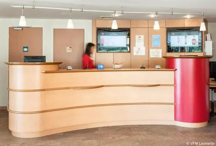 Hôtel Ibis Golfe De Sainttropez - Grimaud