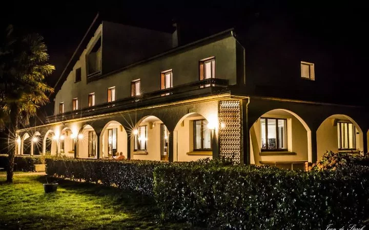 Hôtel Logis Hôtel Le Pont D Arcole - Gers
