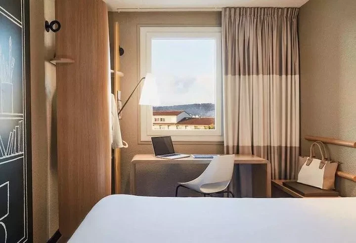 Hôtel Ibis Toulon La Seyne Sur Mer - La Seyne-sur-Mer
