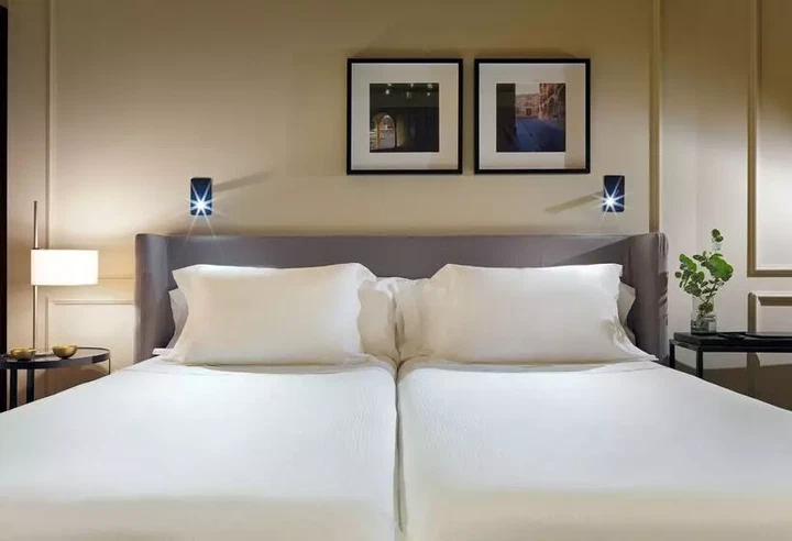 Hotel H10 Palacio Colomera - Cordova
