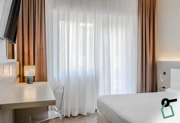 Hôtel Hotiday Diano Marina - Diano Marina