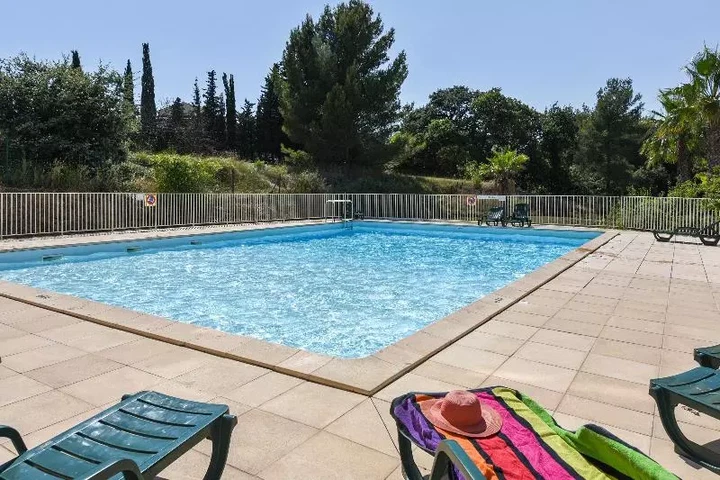 Comfort Aparthotel Six Fours - La Seyne-sur-Mer