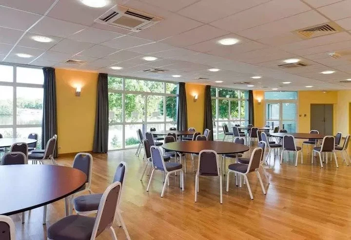 Hotel Ibis Styles Bourbon Lancy - Bourbon-Lancy