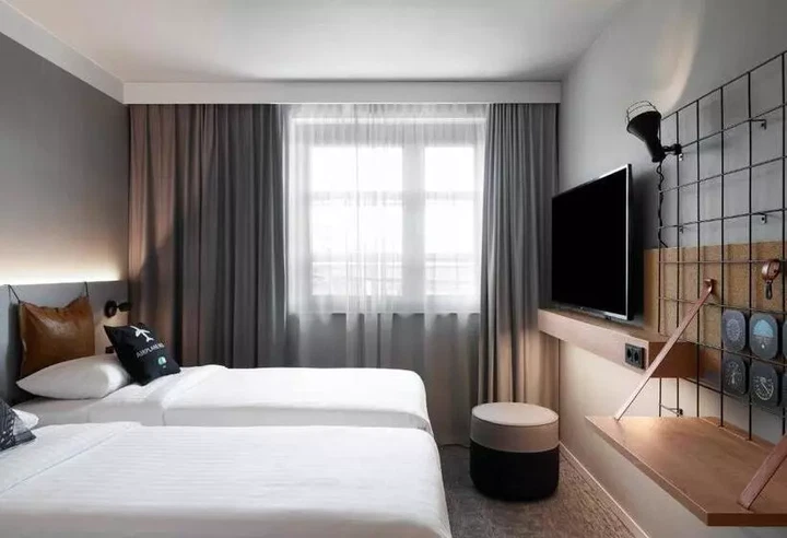 Hôtel Moxy Cologne Bonn Airport - Keulen