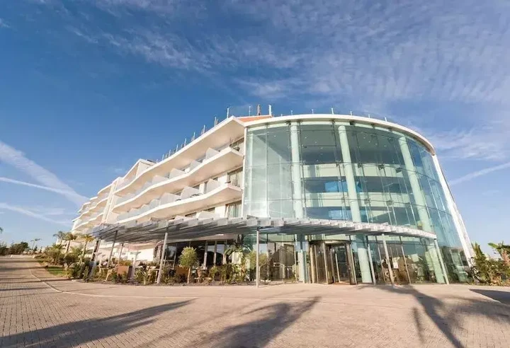Hotel Castelo Suites - Guia