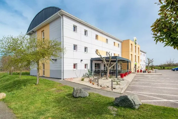 B&b Hotel Cholet Nord - Cholet