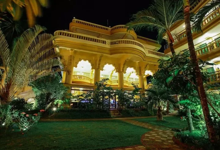 Resort Paradise Garden Hotel And Convention Center Boracay Powered By Aston - Malay