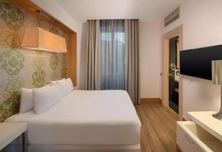 Hôtel Nh Genova Centro - Genoa