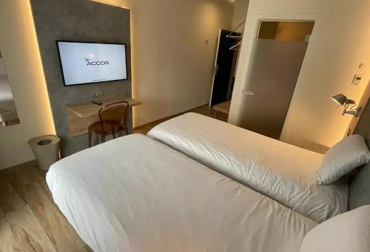 Hotel Ibis Styles La Louviere - Seneffe