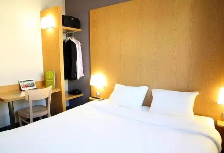 B&b Hotel Aix En Provence Le Tholonet - Le Tholonet