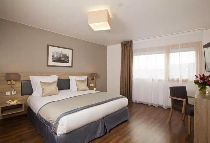 Hôtel Residhome Paris Issy Les Moulineaux - Issy-les-Moulineaux