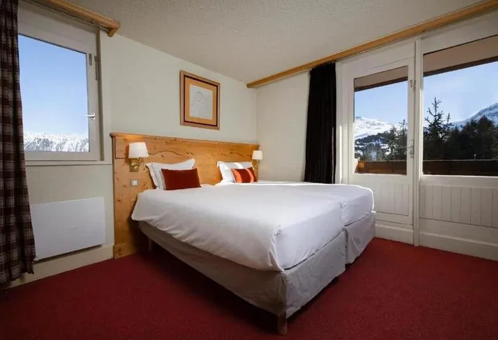 Hôtel Crystal Hôtel - Courchevel Le Praz, France