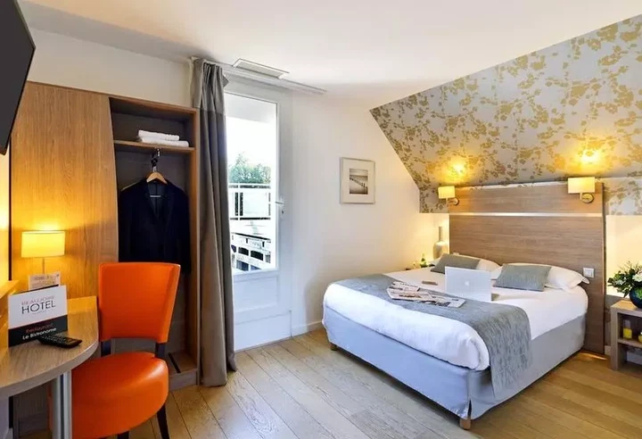 Hôtel The Originals City, Le Beaujoire, Nantes   En Face Du Parc Des Expositions Et Face Au Stade Beaujoir - Carquefou