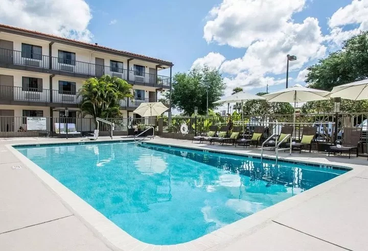 Hôtel Quality Inn & Suites By The Parks - Celebration, FL