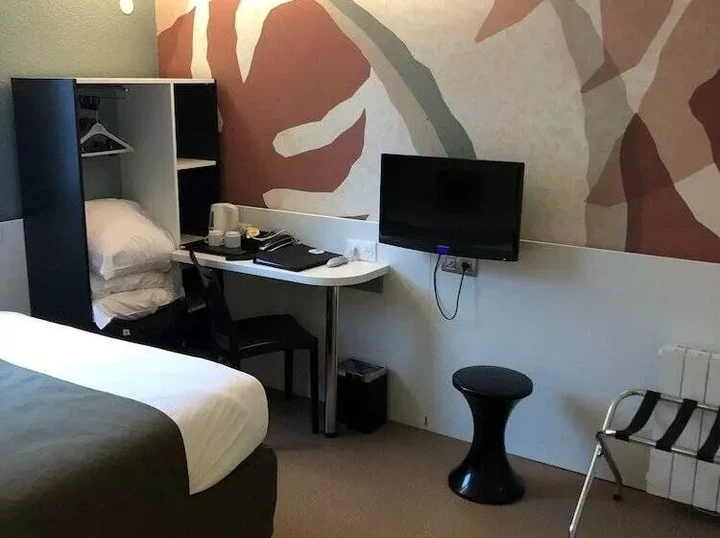 Hotel Logis Hôtel Du Haut Bugey - Oyonnax