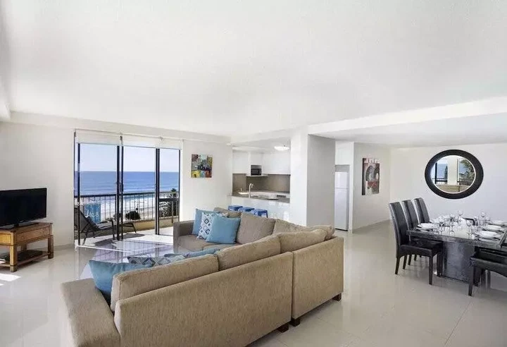Paradise Centre Apartments - 서퍼스 파라다이스