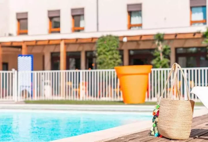 Hotel Ibis Styles Carcassonne La Cité - Carcasona