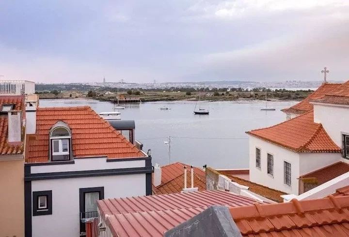 Auberge Kais Do Sol - Seixal