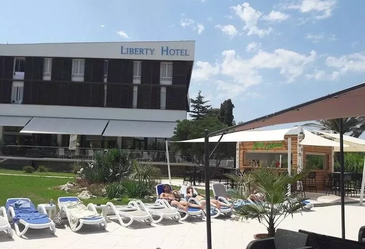 Hotel Liberty - Novalja